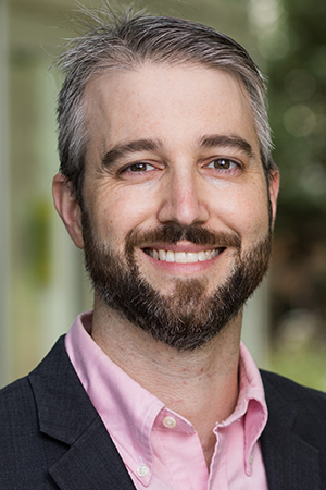 Luke Stein Honored with the Babson Kennedy Award for Teaching