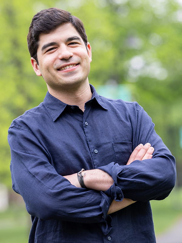 Robert Pullés MBA’25 Puts Smiles on People’s Faces · Babson Thought ...