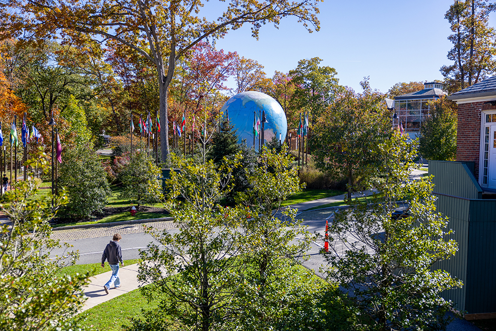 Parting Shots: Big B and Fall Fun · Babson Magazine